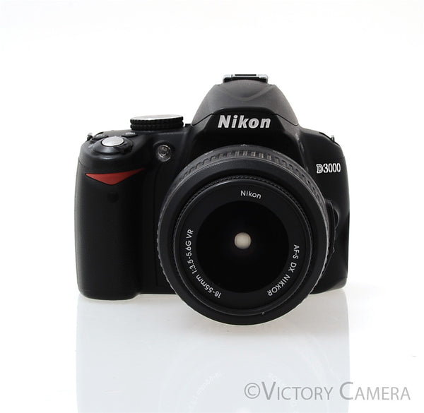 Nikon D3000 Digital SLR Camera Body w/ 18-55mm AF-S Lens ~2,848 Shots