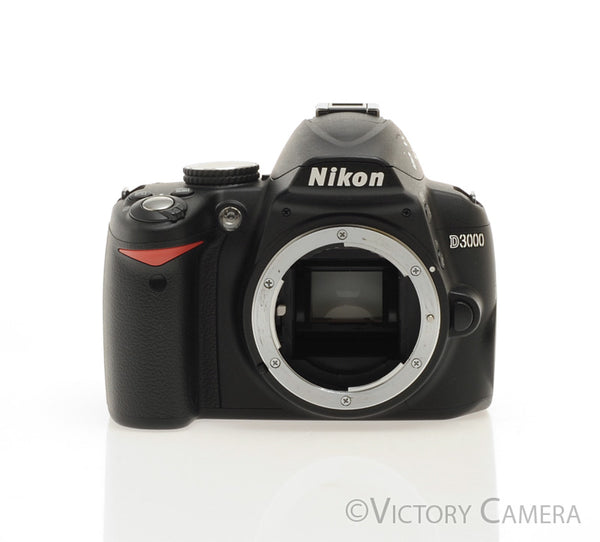 Nikon D3000 10.2MP Digital SLR Camera Body -No Power, Does Not Work-