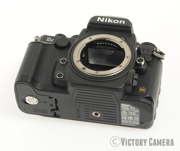 Nikon Df 16.2MP Digital SLR Camera Body w/ 2 Batteries ~3100 Shots [EX